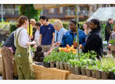 Gardenforum News - Around the Country - Garden Museum Spring Plant Fair ...