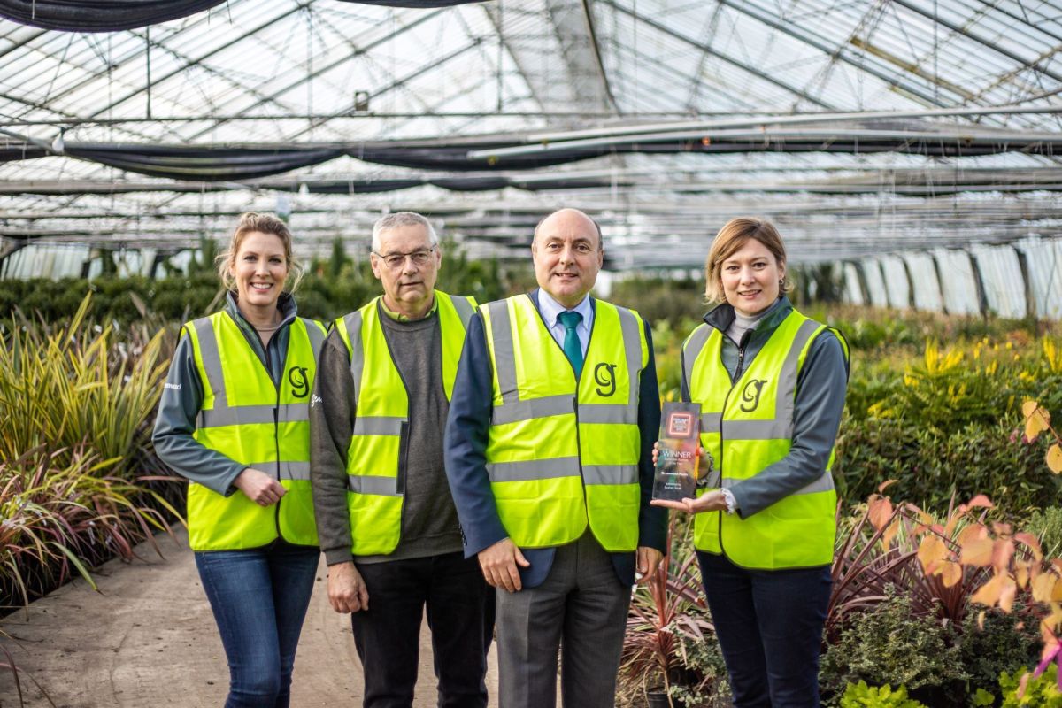 Gardenforum News - Company - MP visits Sustainable Business of the Year ...