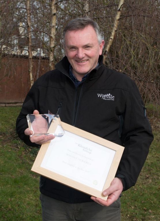 Gardenforum News - People - Wyevale Nurseries staff celebrate two award ...