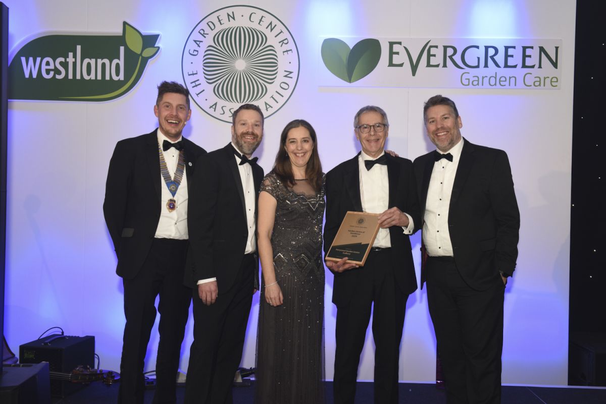 Gardenforum News - Around the Country - Perrywood has two garden ...