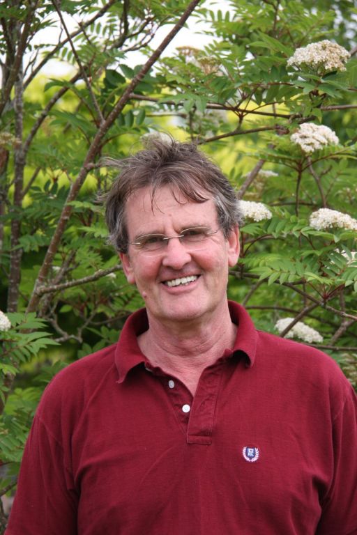 Gardenforum News - People - Prestigious RHS Victoria Medal of Honour ...