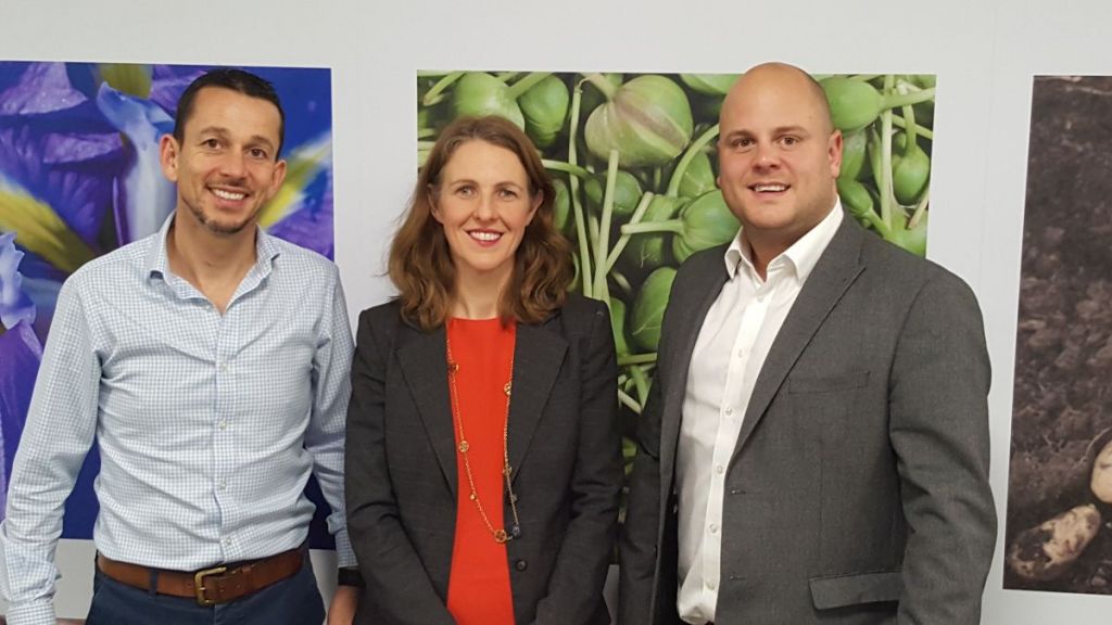 Gardenforum News - People - Evergreen Garden Care strengthens ...