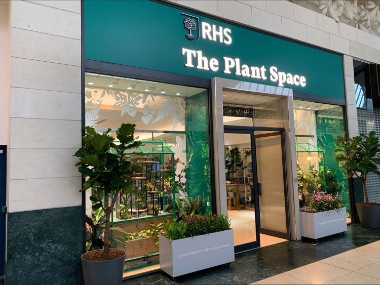 Gardenforum Headlines - Garden centres expanding (and closing) around ...