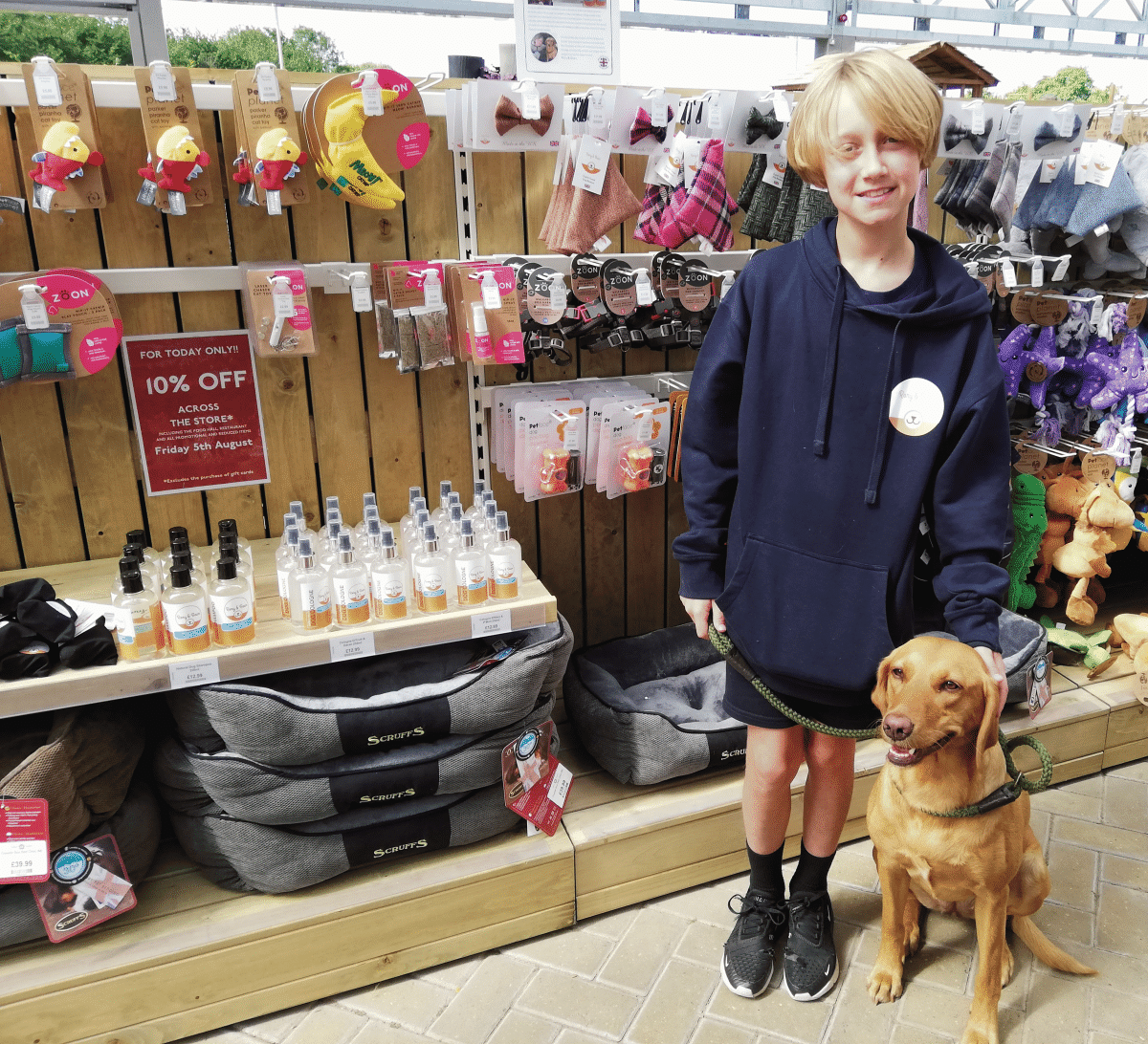 Gardenforum News - People - 10 year old pet entrepreneur launches at ...