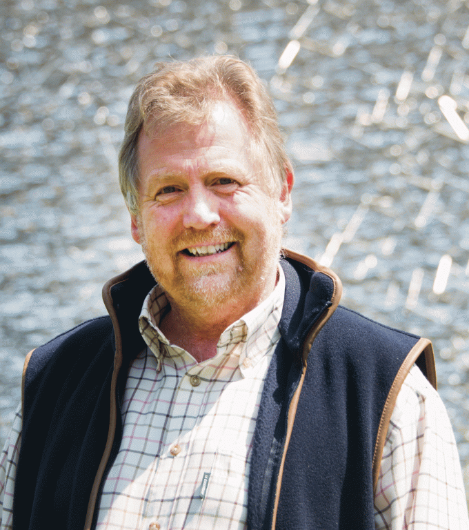 Gardenforum News - People - MBE for Kew’s Tony Kirkham