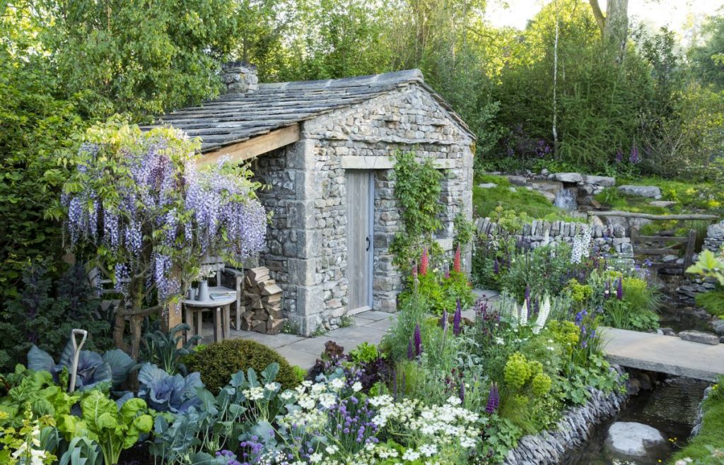 Gardenforum News - Landscapers - Mark Gregory wins first ever BBC ...