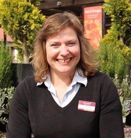 Gardenforum News - People - New manager welcomes you to Squire’s in ...